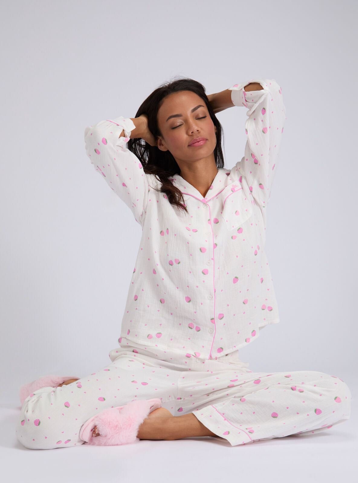 Strawberry cotton pyjama set | Boux Avenue UK