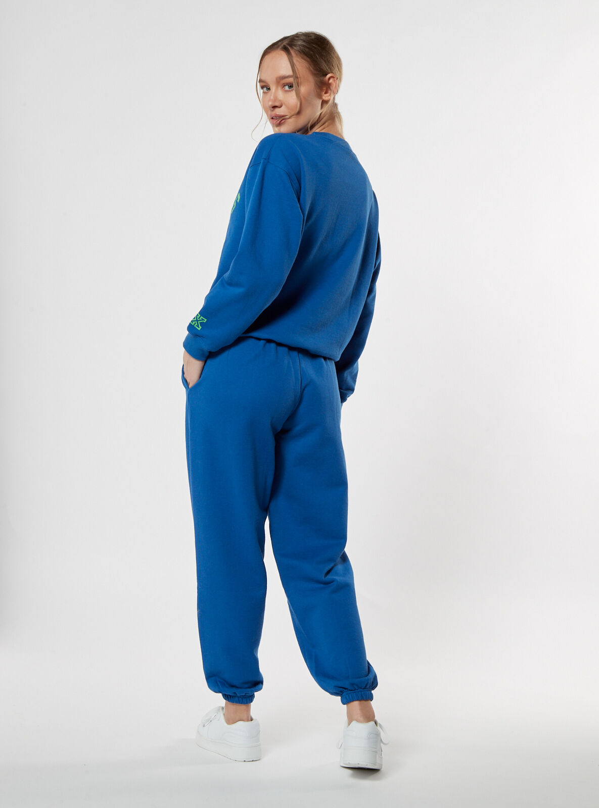 La Oversized Sweat Jumper | Boux Avenue